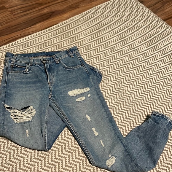 Levi's | Jeans | Levi Ripped Jeans | Poshmark